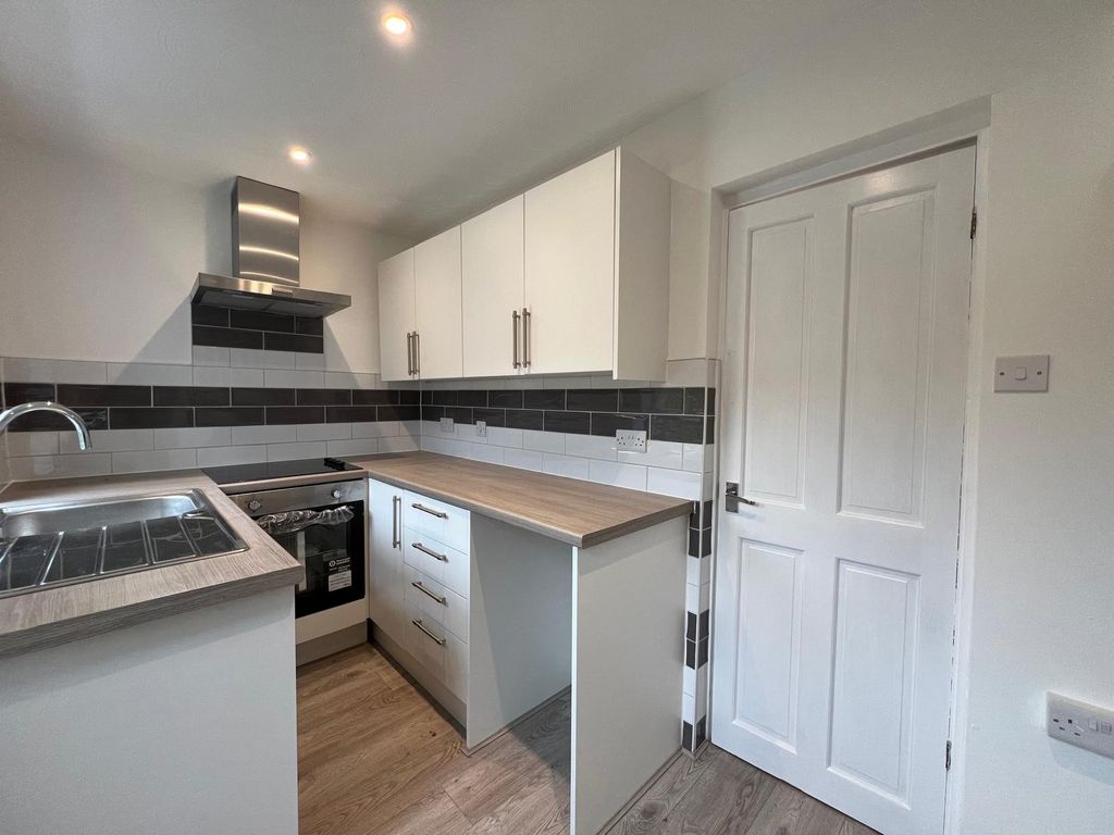 Preston Street West, Macclesfield SK11, 2 bed terraced house for sale ...