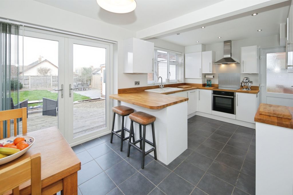 Handsworth Crescent, Coventry CV5, 3 bed semi-detached house for sale ...