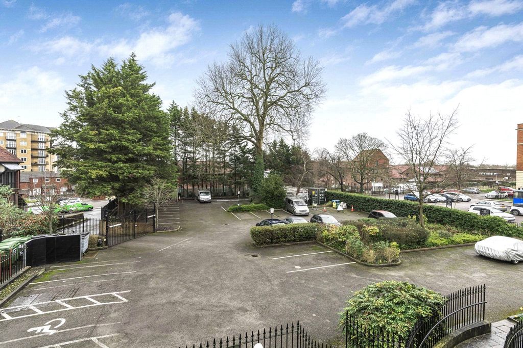 Kings Road, Reading, Berkshire RG1, 28 bed detached house for sale, £ ...