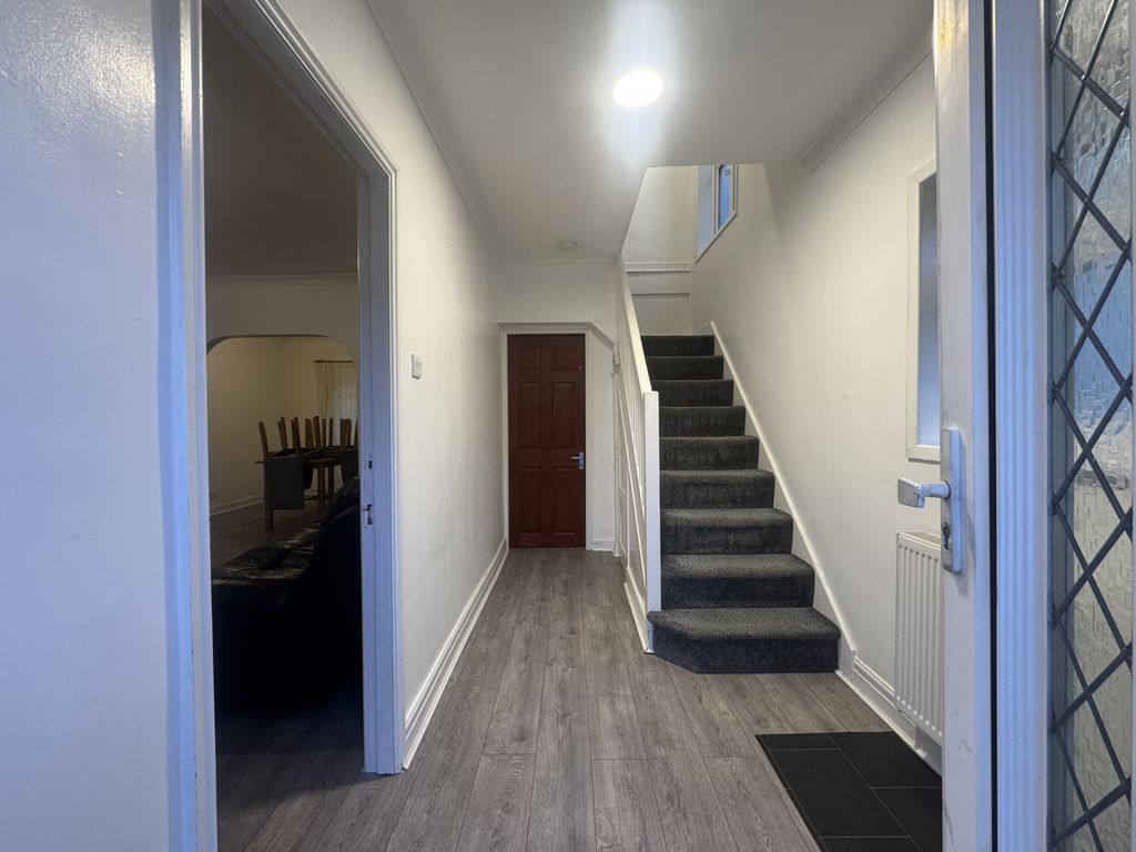 Cullington Close, Harrow, Greater London HA3, 3 bed semi-detached house ...