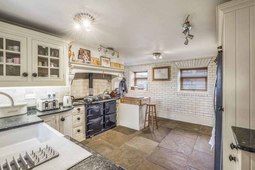 Old Police House, Low Street, Swinefleet, 8 DN14, 3 bed detached house ...