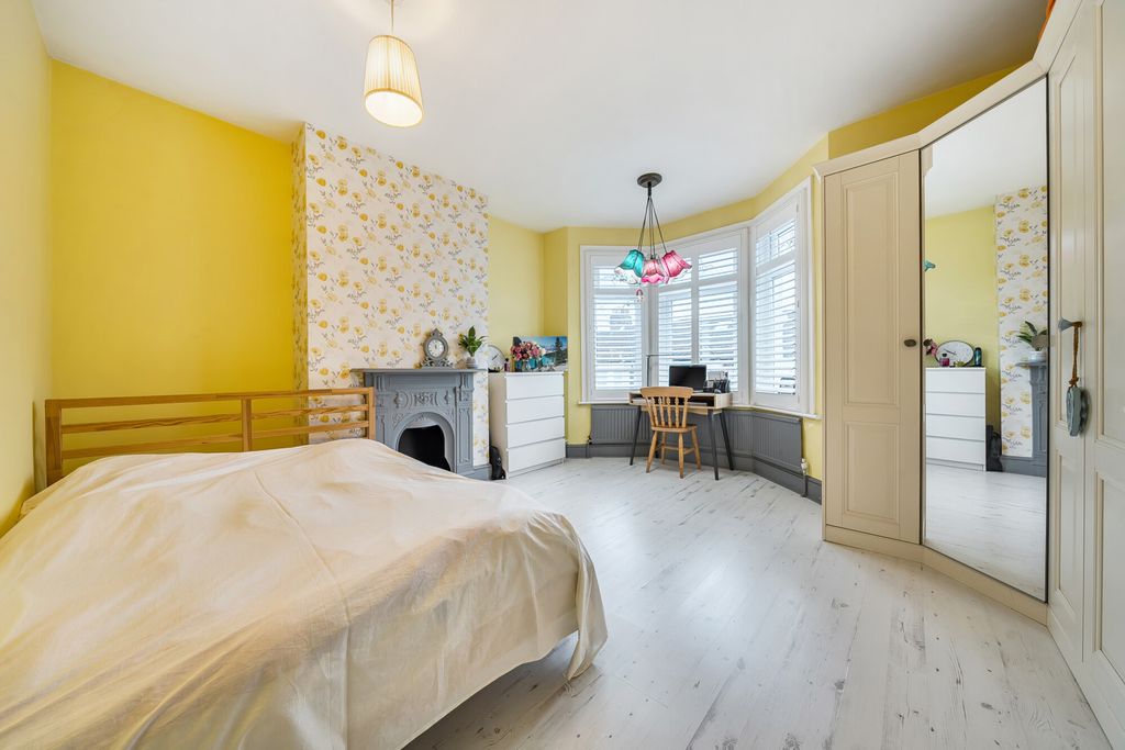Holly Hill Road, Erith DA8, 3 bed terraced house for sale, £400,000 ...