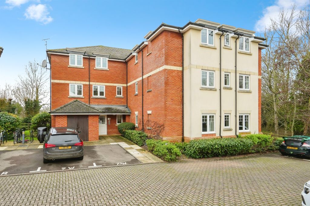 Wolage Drive, Grove, Wantage OX12, 2 bed flat for sale, £230,000 ...