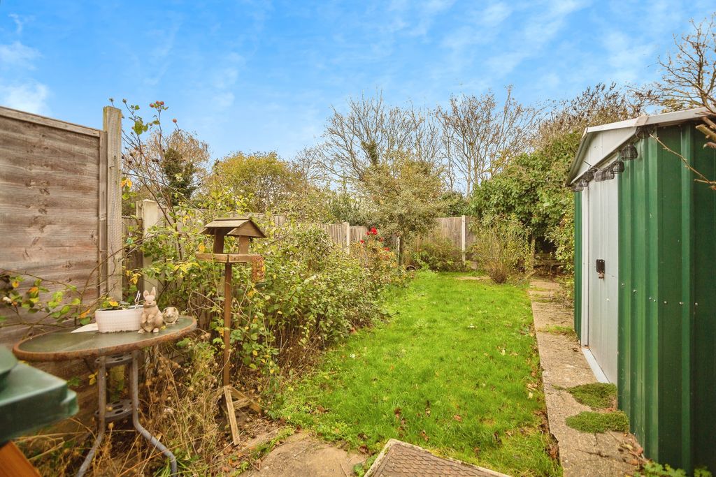 Keary Road, Swanscombe DA10, 1 bed maisonette for sale, £180,000 ...