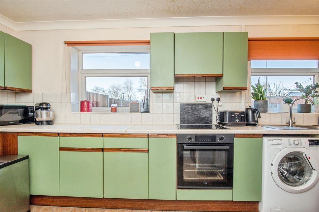 Hatton Park, Bromyard HR7, 3 bed semi-detached house for sale, £260,000 ...