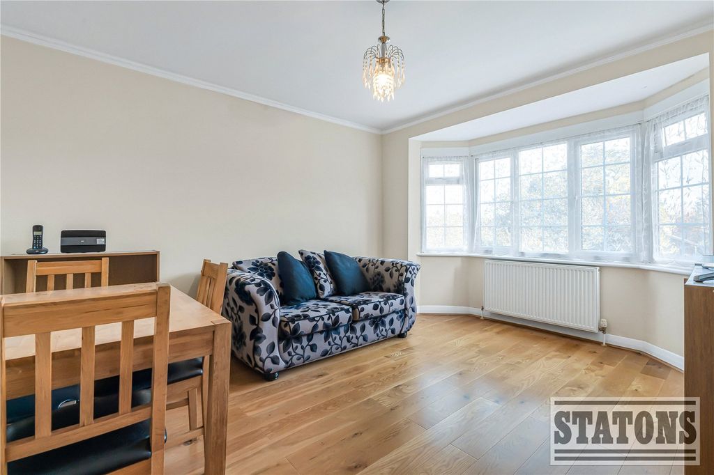 Grange View Road, Whetstone, London N20, 2 bed flat for sale, £325,000 ...