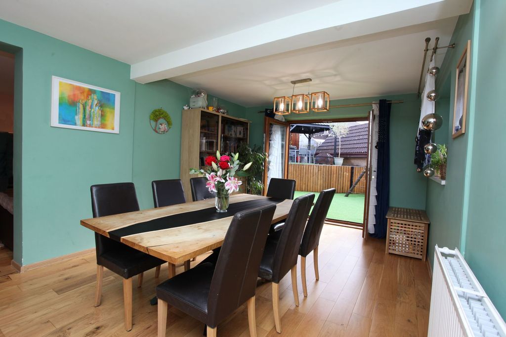 Church Street, Bedwas, Caerphilly, Mid Glamorgan CF83, 5 bed detached ...