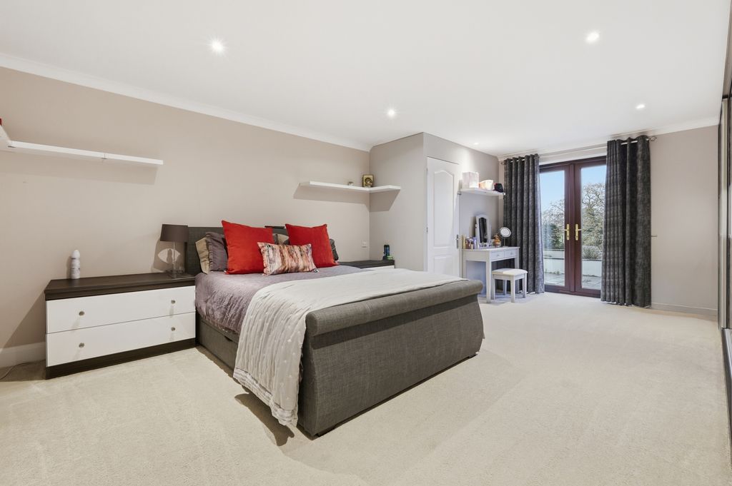 Priory Road, Tiptree CO5, 10 bed detached house for sale, £2,250,000 ...