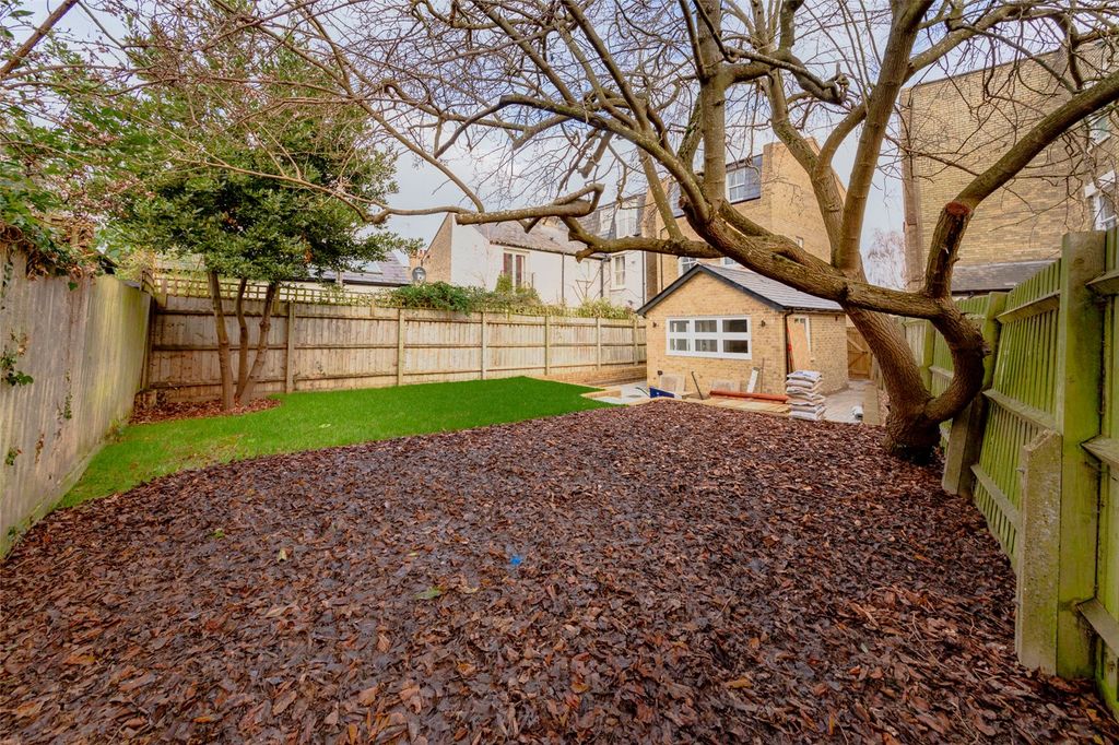 Alpha Road, Cambridge CB4, 3 bed detached house to rent, £2,850 pcm ...
