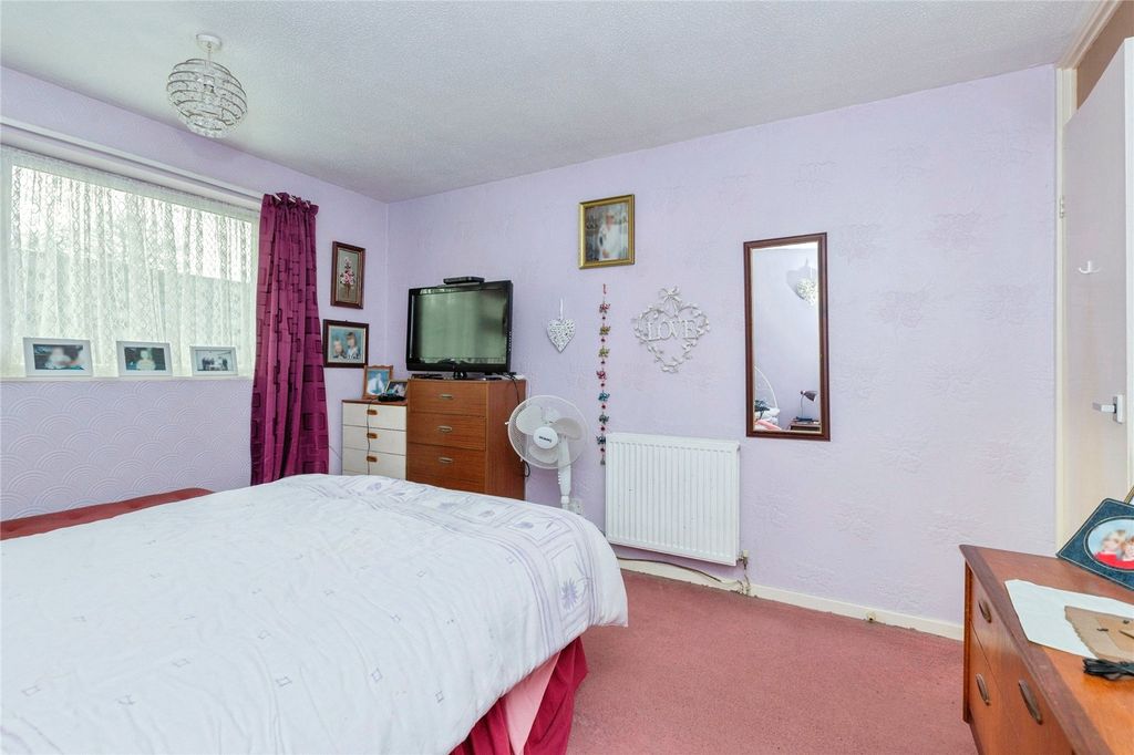 Torridon Close, Leicester, Leicestershire LE4, 3 bed semi-detached ...