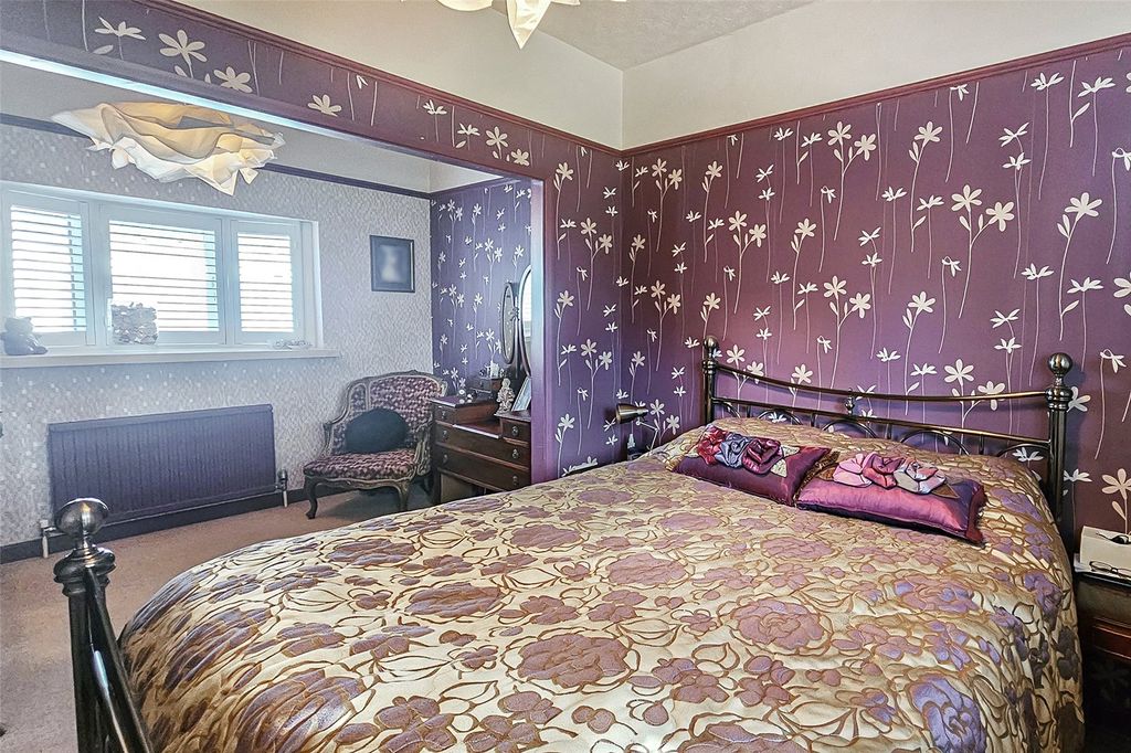 Glenville Road, Rustington, Littlehampton, West Sussex BN16, 3 bed ...