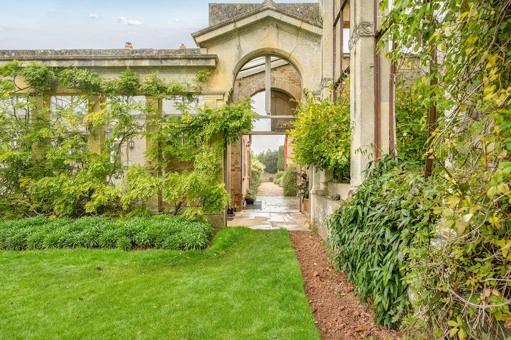 Whitbourne Hall, Whitbourne, Worcester WR6, 4 bed terraced house for ...