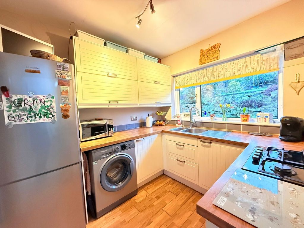 Bank Hall Grove, Shepley, Huddersfield, West Yorkshire HD8, 4 bed semi ...