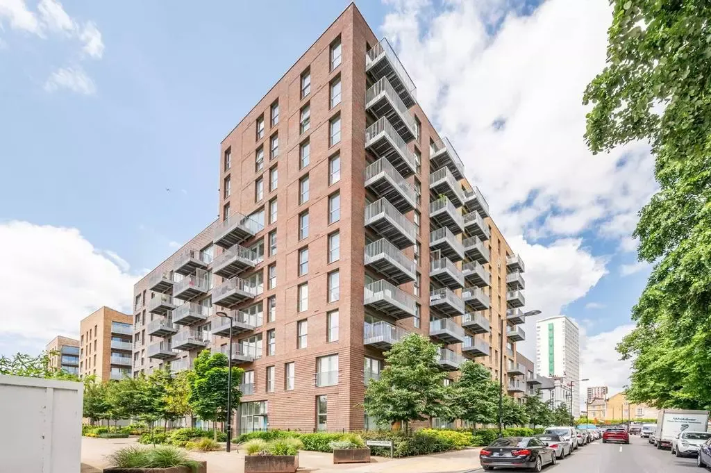 Grove Street, London SE8, 1 bed flat to rent, £1,950 pcm | PrimeLocation