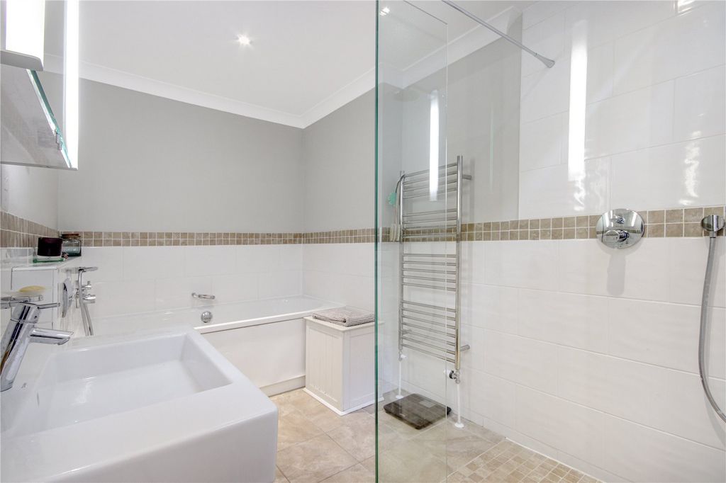 Brasted Chart, Westerham, Kent TN16, 6 bed detached house for sale, £ ...