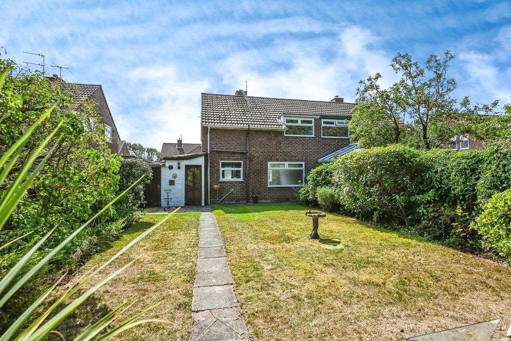 Byron Road, Lydiate, Liverpool, Merseyside L31, 3 bed semi-detached ...