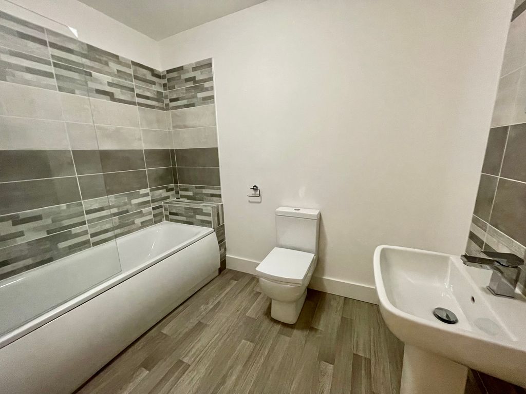 -54 Waterloo Road, Blackpool FY4, 3 bed flat to rent, £650 pcm ...