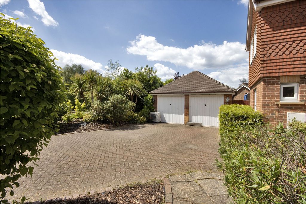 Nutfields, Ightham, Sevenoaks, Kent TN15, 4 bed detached house for sale ...