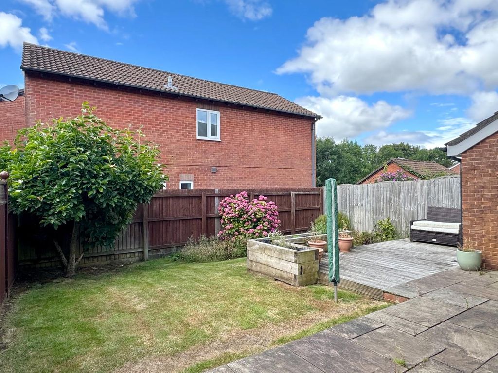 Cosmeston Drive, Penarth CF64, 3 bed detached house for sale, £399,950 ...