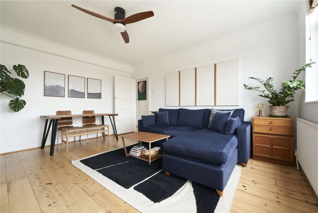 Osier Street, Osier Court Osier Street E1, 2 bed flat for sale, £ ...