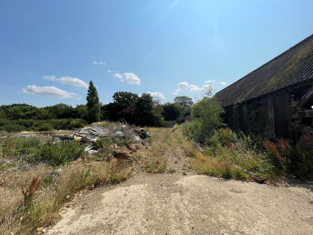 Barns Adjacent To Redhouse Farm, Riseley Road, Bletsoe, Bedfordshire ...