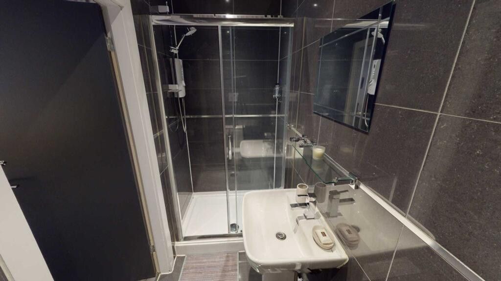 Hornsey Rd, Finsbury Park N7, Studio to rent, £1,450 pcm | PrimeLocation