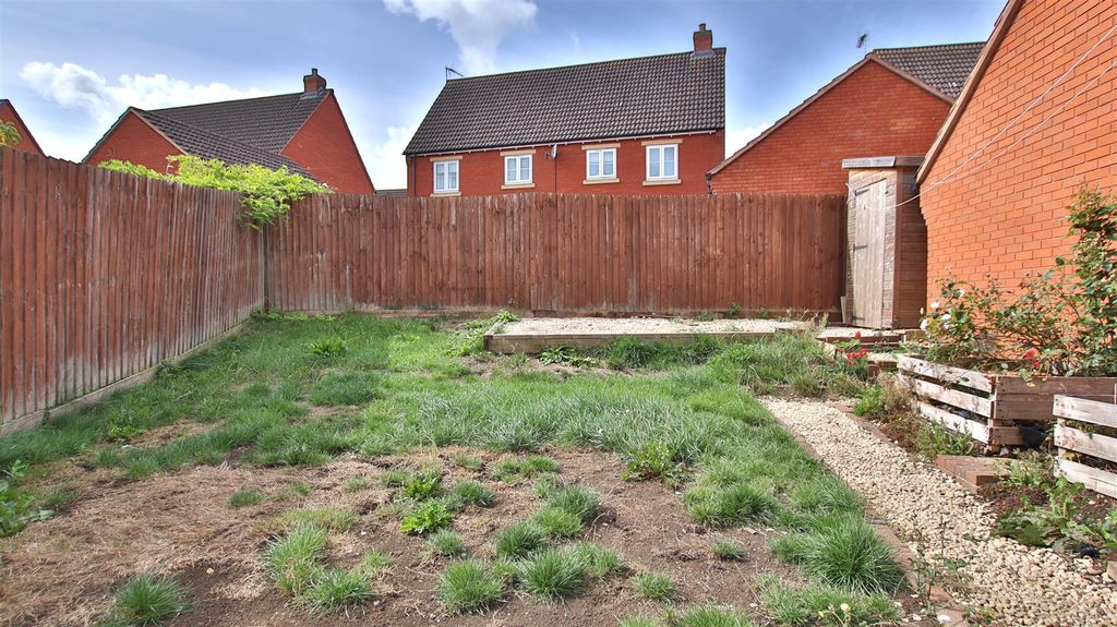 Beauchamp Road, Walton Cardiff, Tewkesbury GL20, 3 bed semi-detached ...