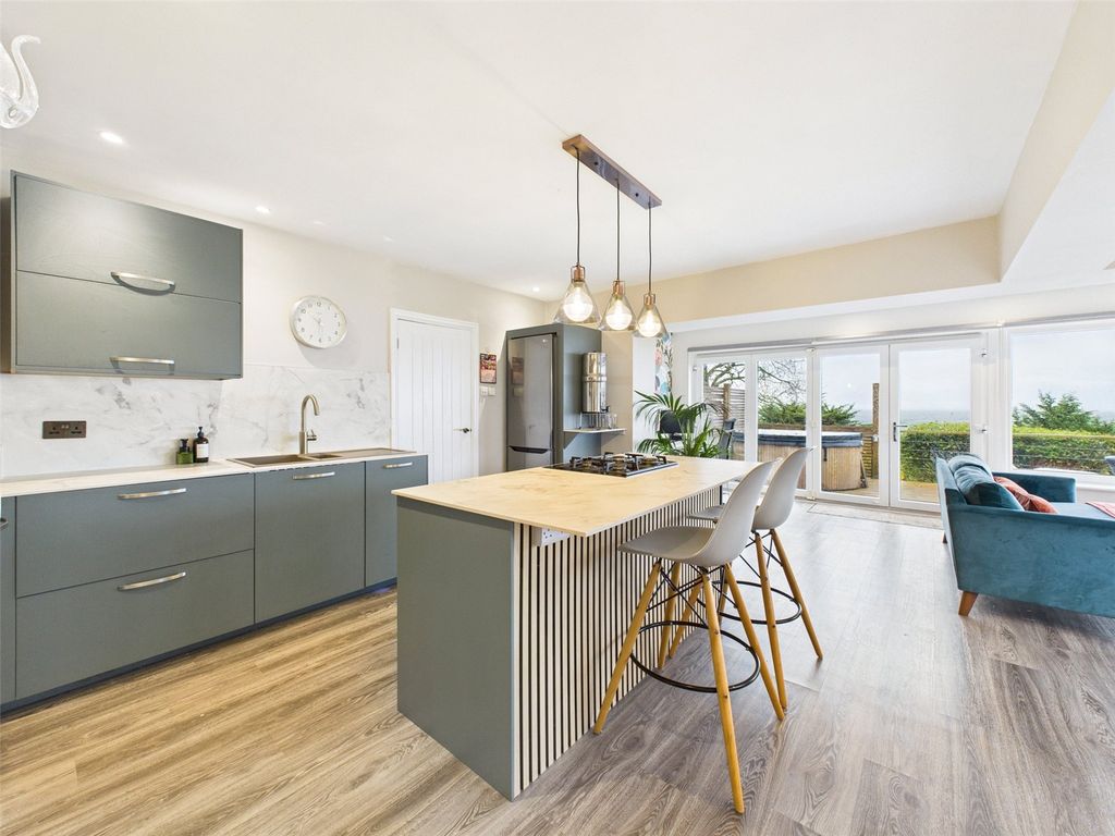 Hillcote, Bleadon Hill, Weston-Super-Mare, North Somerset BS24, 4 bed bungalow for sale, £ ...