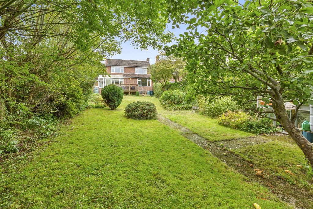 Beaconsfield Avenue, High Wycombe (No Chain) HP13, 3 bed detached house ...