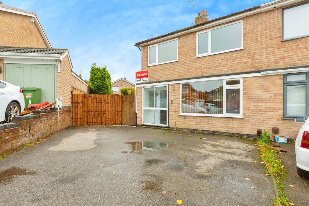 Trent Close, Oadby, Leicester LE2, 3 bed semi-detached house for sale ...