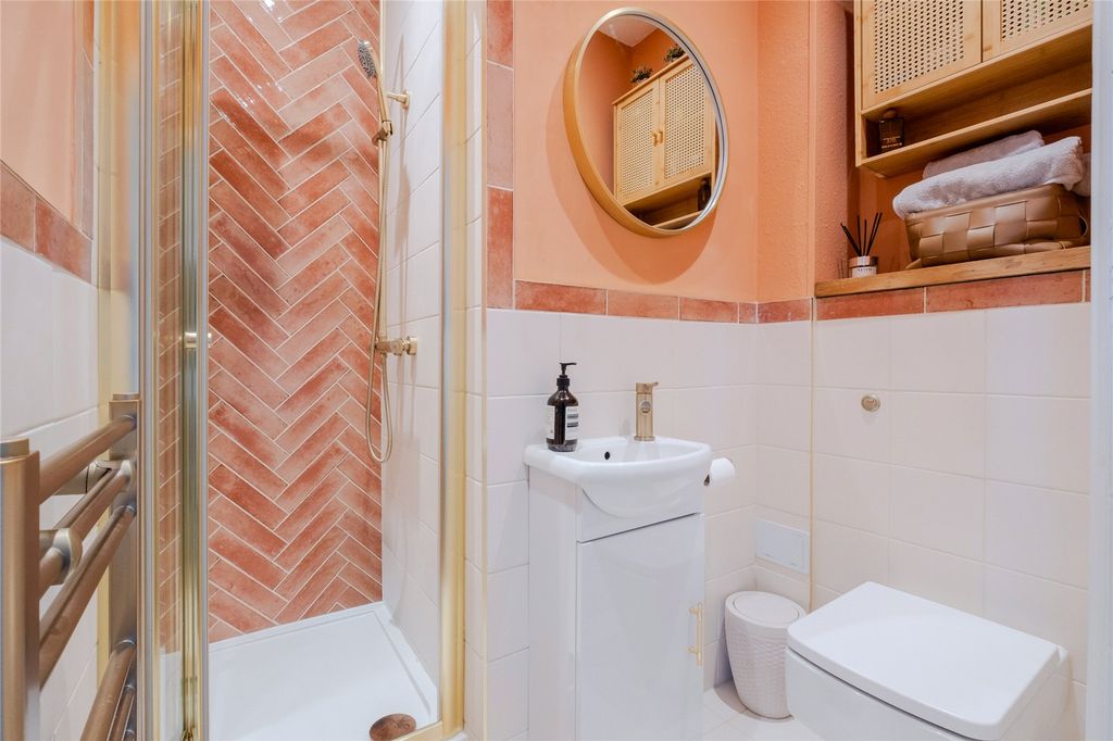 Mount Nod Road, London SW16, 1 bed flat for sale, £300,000 | PrimeLocation