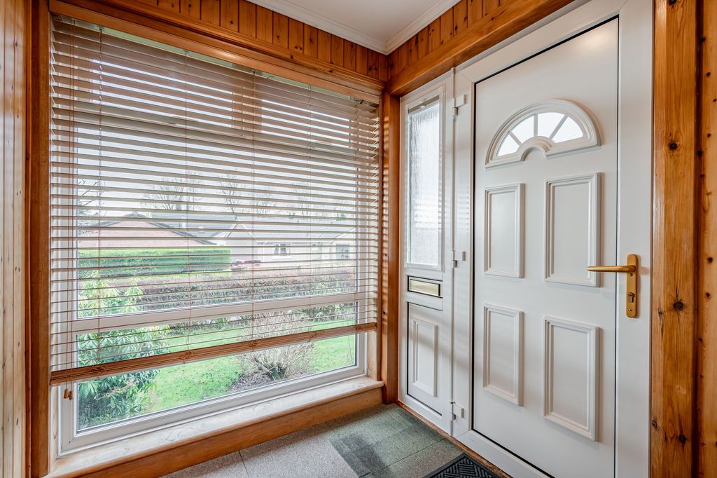 Livingstone Avenue, Callander FK17, 3 bed detached bungalow for sale, £ ...