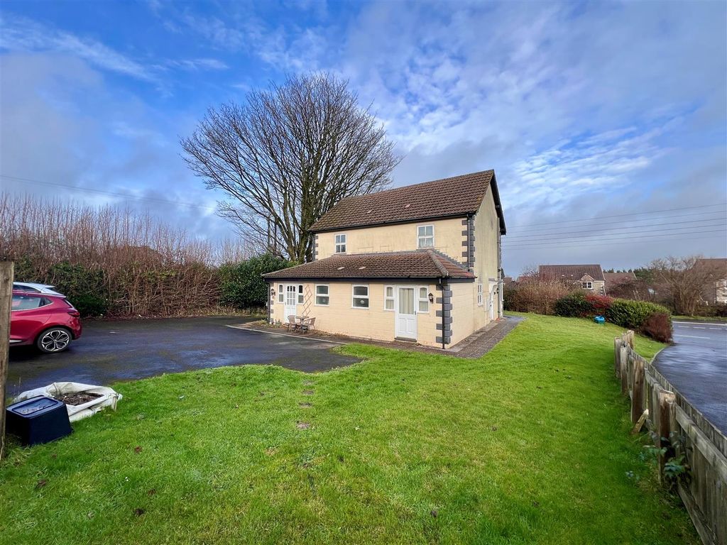 Block Of 4 Flats - Broadway, Chilcompton, Radstock BA3, 6 bed block of ...