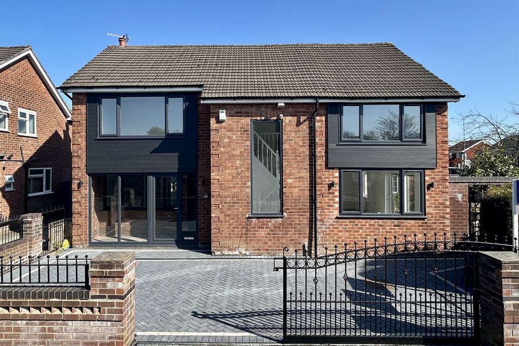East Avenue, Heald Green SK8, 5 bed detached house for sale | PrimeLocation