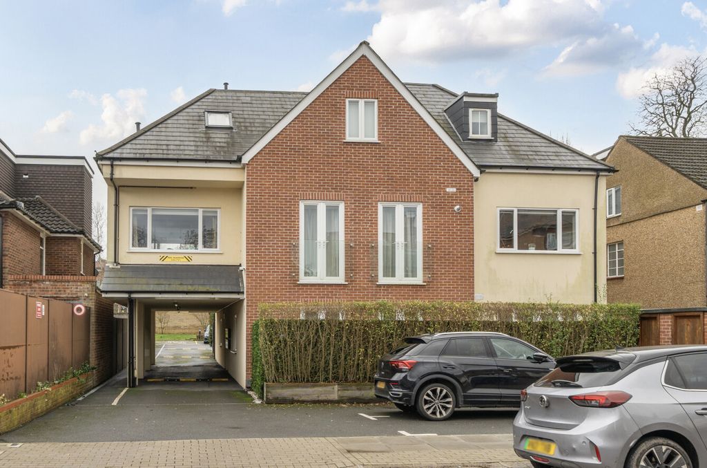 Leicester Road, Barnet EN5, 1 bed flat for sale, £365,000 | PrimeLocation