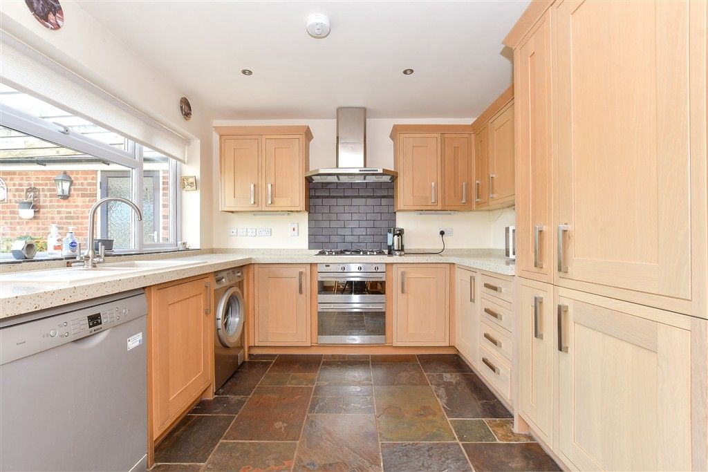 Clover Rise, Whitstable, Kent CT5, 3 bed detached bungalow for sale, £ ...