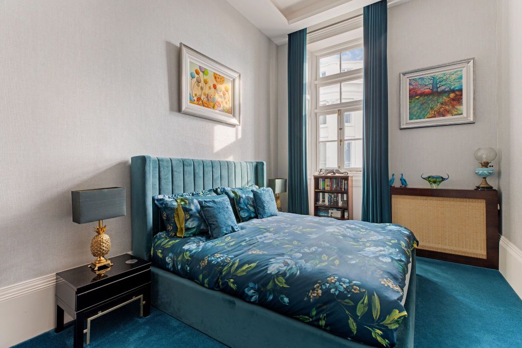 Clarendon Terrace, Brighton BN2, 4 bed flat for sale, £1,500,000 ...