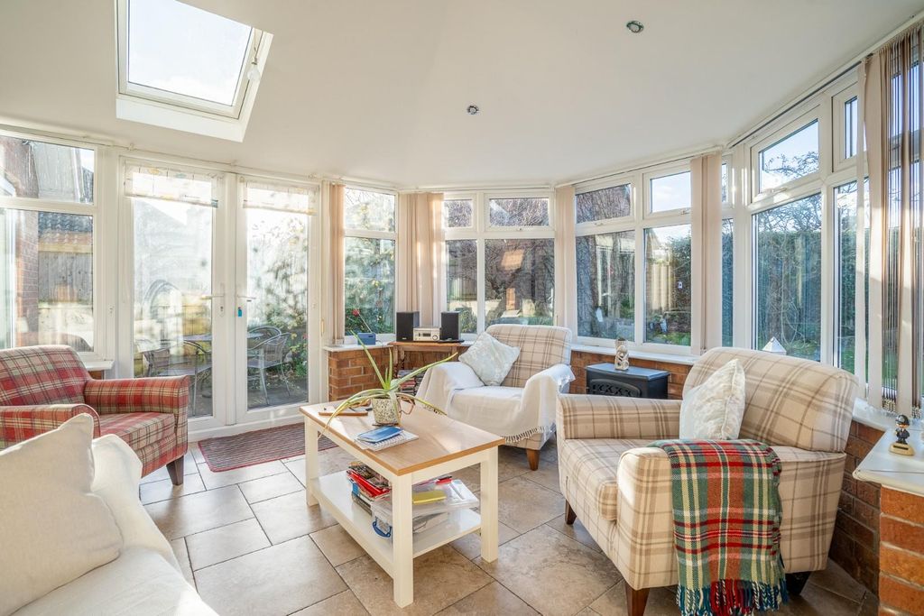 Linton Road, Nether Poppleton, York YO26, 3 bed detached bungalow for ...