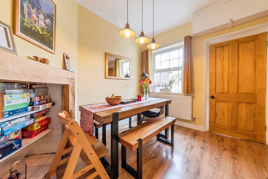 Farndon Road, Newark NG24, 3 bed end terrace house for sale, £280,000 ...