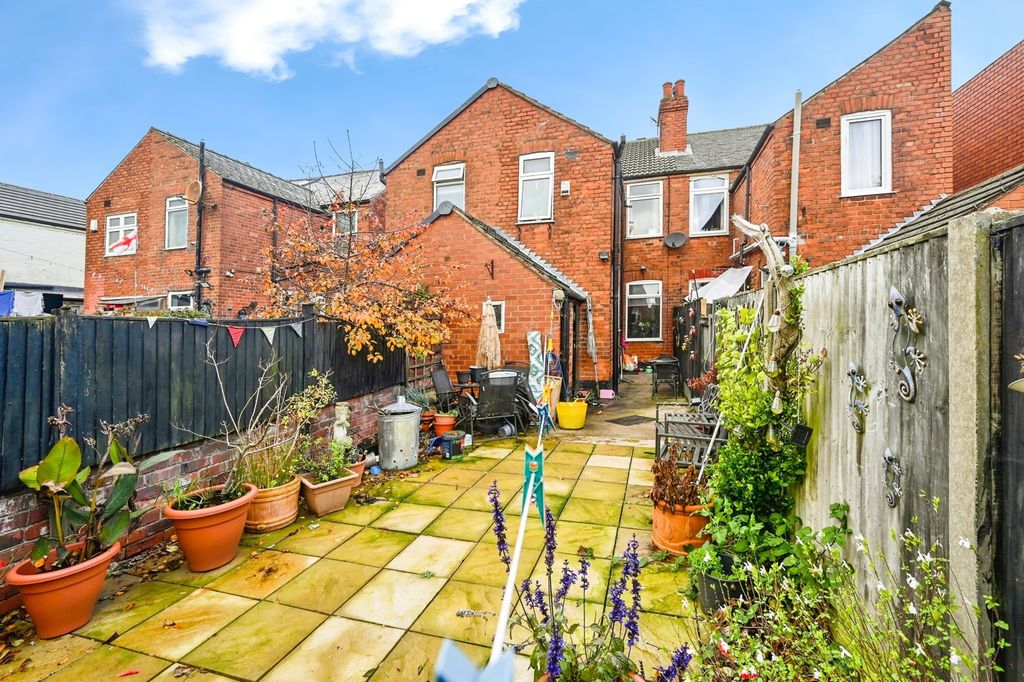 Beresford Street, Mansfield, Nottinghamshire NG18, 2 bed terraced house ...
