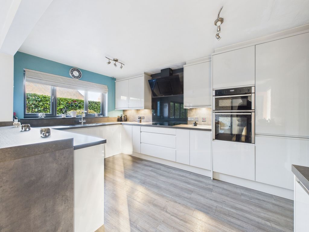 High Street, Milton Malsor, Northampton, Northamptonshire NN7, 4 bed ...