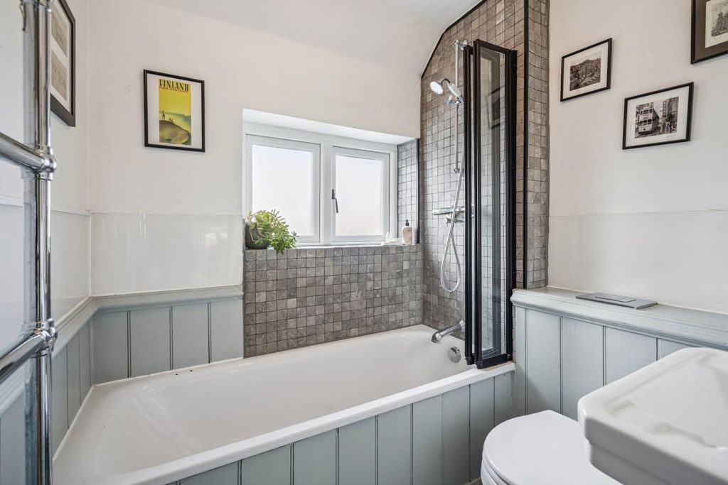 High Street, Old Amersham, Buckinghamshire HP7, 4 bed semi-detached ...