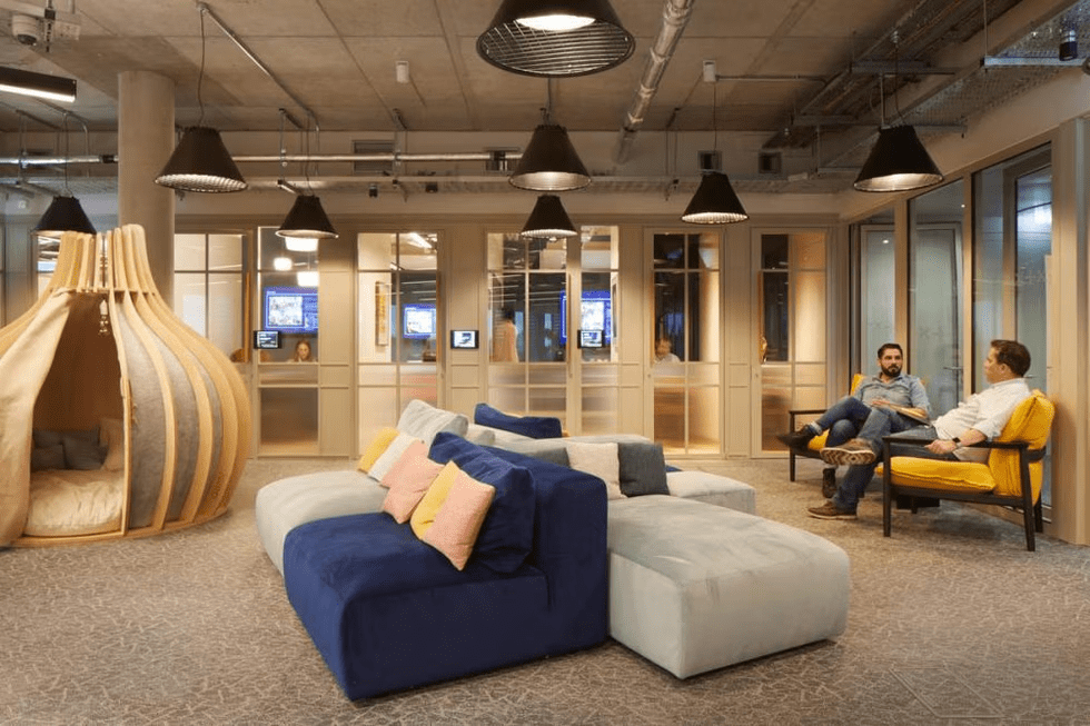 Southwark Bridge Road, London SE1, Office to let, £39,468 pa ...