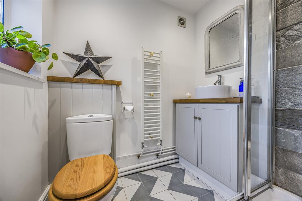 Whyke Lane, Chichester PO19, 2 bed terraced house for sale, £395,000 ...