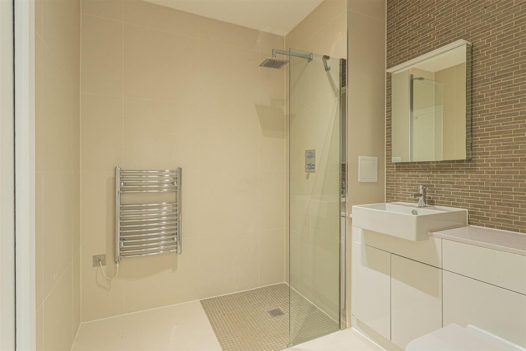 20 The Pavilion, Wadswick Green, Corsham SN13, 1 bed property for sale ...