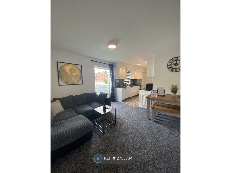 Villiers Road, Watford WD19, 3 bed flat to rent, £2,875 pcm | PrimeLocation