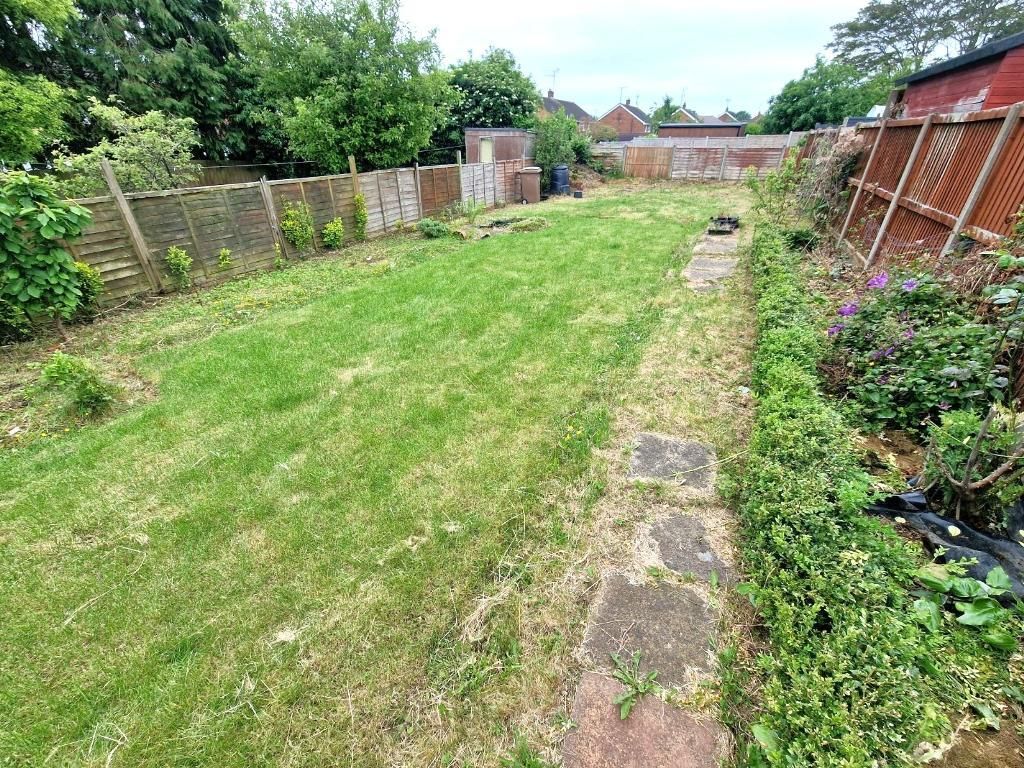 Watermead Road, Limbury Mead, Luton, Bedfordshire LU3, 2 bed semi ...