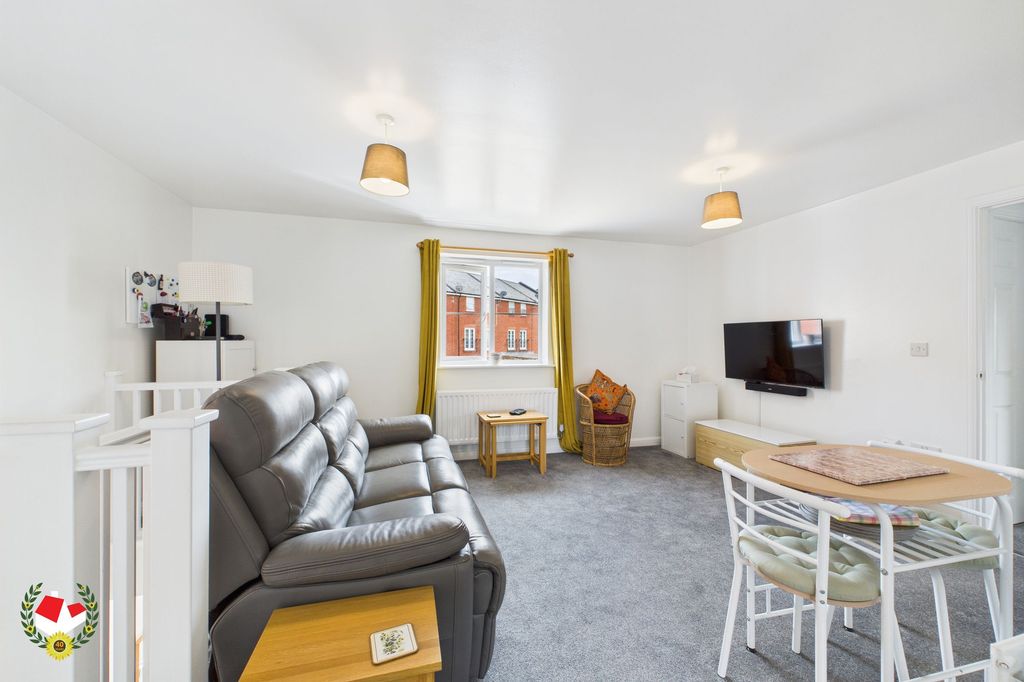 Carter Close, Brockworth GL3, 2 bed property for sale | PrimeLocation