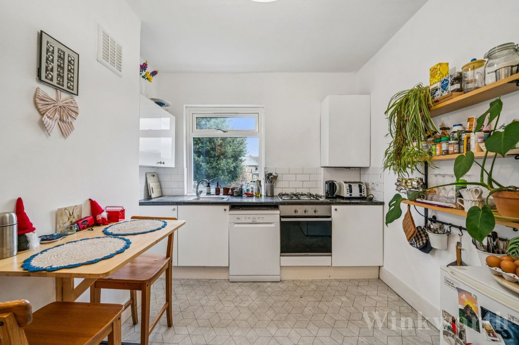 Barlborough Street, London SE14, 1 bed flat for sale, £335,000 ...