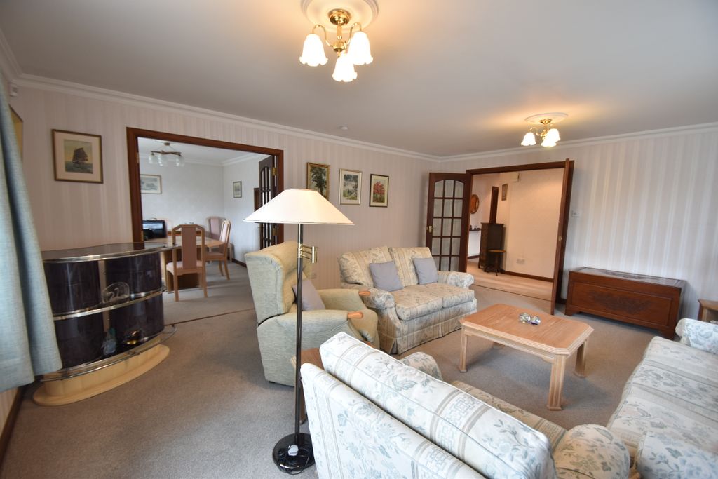 Badgerwood, Dechmont EH52, 3 bed detached bungalow for sale, £298,000 ...